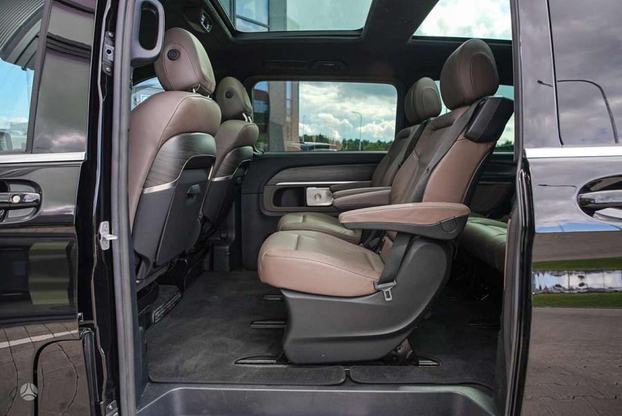 Black Mercedes-Benz V 300 2025 in Kaunas, with an engine capacity of 1.95 L and mileage of 25 thousand km for 94950 €, photo 32 on AUTOMOTO.COM.LV