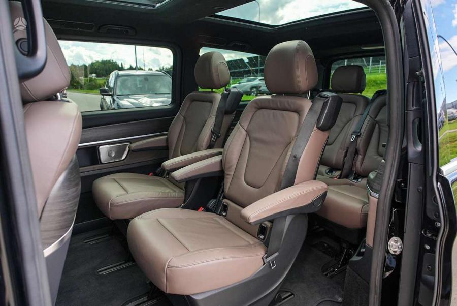 Black Mercedes-Benz V 300 2025 in Kaunas, with an engine capacity of 1.95 L and mileage of 25 thousand km for 94950 €, photo 33 on AUTOMOTO.COM.LV