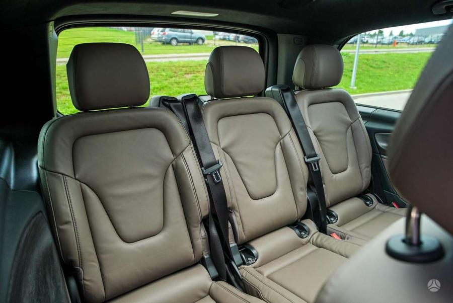 Black Mercedes-Benz V 300 2025 in Kaunas, with an engine capacity of 1.95 L and mileage of 25 thousand km for 94950 €, photo 38 on AUTOMOTO.COM.LV