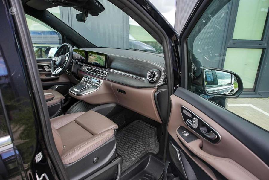 Black Mercedes-Benz V 300 2025 in Kaunas, with an engine capacity of 1.95 L and mileage of 25 thousand km for 94950 €, photo 39 on AUTOMOTO.COM.LV