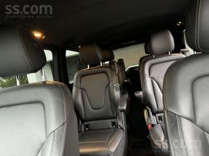 Melns Mercedes-Benz V 300 2019 Rīga, ar dzinēja tilpumu 2.00 L un nobraukumu 166 tūkst. km par 43900 €, foto 12 vietnē AUTOMOTO.COM.LV