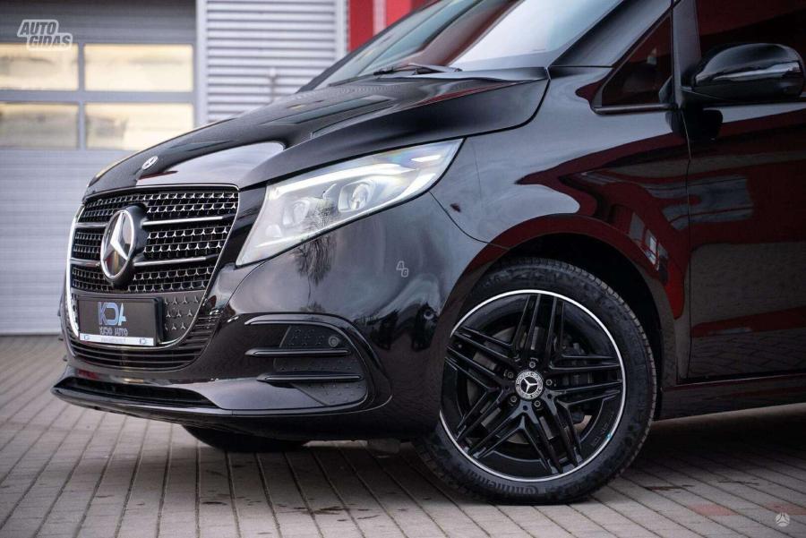 Melns Mercedes-Benz V 300 2024 Marijampole, ar dzinēja tilpumu 2.00 L un nobraukumu 12 tūkst. km par 99950 €, foto 8 vietnē AUTOMOTO.COM.LV