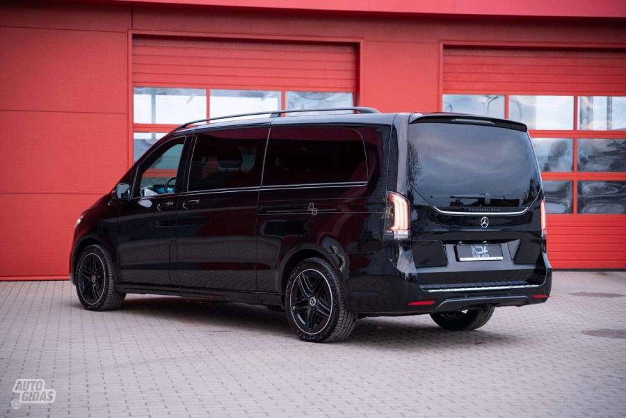 Melns Mercedes-Benz V 300 2024 Marijampole, ar dzinēja tilpumu 2.00 L un nobraukumu 12 tūkst. km par 99950 €, foto 9 vietnē AUTOMOTO.COM.LV