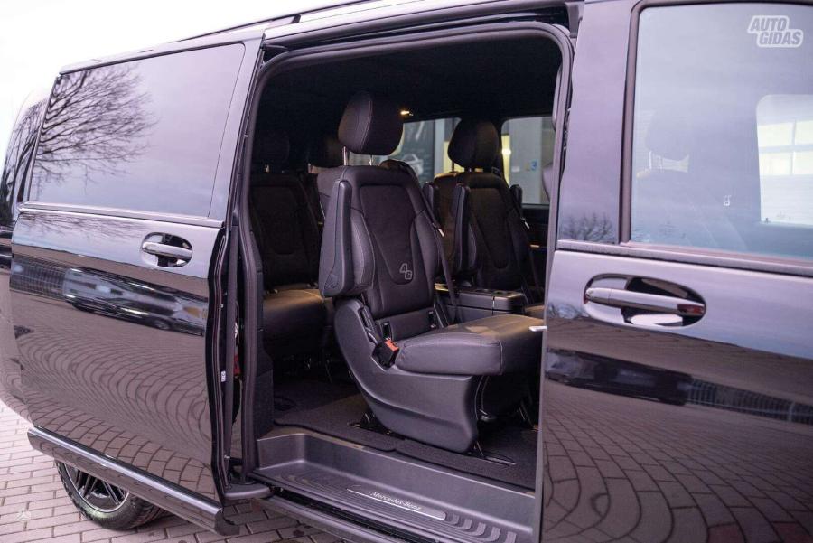 Melns Mercedes-Benz V 300 2024 Marijampole, ar dzinēja tilpumu 2.00 L un nobraukumu 12 tūkst. km par 99950 €, foto 34 vietnē AUTOMOTO.COM.LV