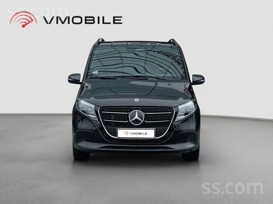 Melns Mercedes-Benz V 300 2024 Rīga, ar dzinēja tilpumu 2.00 L un nobraukumu 77 tūkst. km par 67900 €, foto 4 vietnē AUTOMOTO.COM.LV