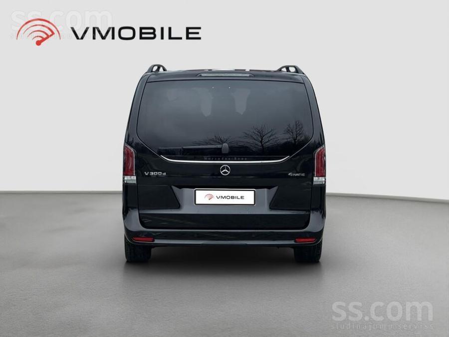 Melns Mercedes-Benz V 300 2024 Rīga, ar dzinēja tilpumu 2.00 L un nobraukumu 77 tūkst. km par 67900 €, foto 5 vietnē AUTOMOTO.COM.LV