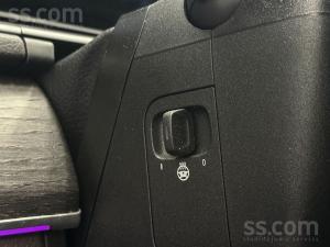 Melns Mercedes-Benz V 300 2024 Rīga, ar dzinēja tilpumu 2.00 L un nobraukumu 77 tūkst. km par 67900 €, foto 11 vietnē AUTOMOTO.COM.LV