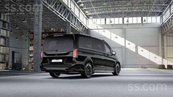 Melns Mercedes-Benz V 300 2025 Rīga, ar dzinēja tilpumu 2.00 L un nobraukumu 15 tūkst. km par 89900 €, foto 4 vietnē AUTOMOTO.COM.LV