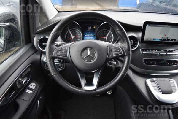 Melns Mercedes-Benz V 300 2020 Rīga, ar dzinēja tilpumu 2.00 L un nobraukumu 118 tūkst. km par 48500 €, foto 10 vietnē AUTOMOTO.COM.LV