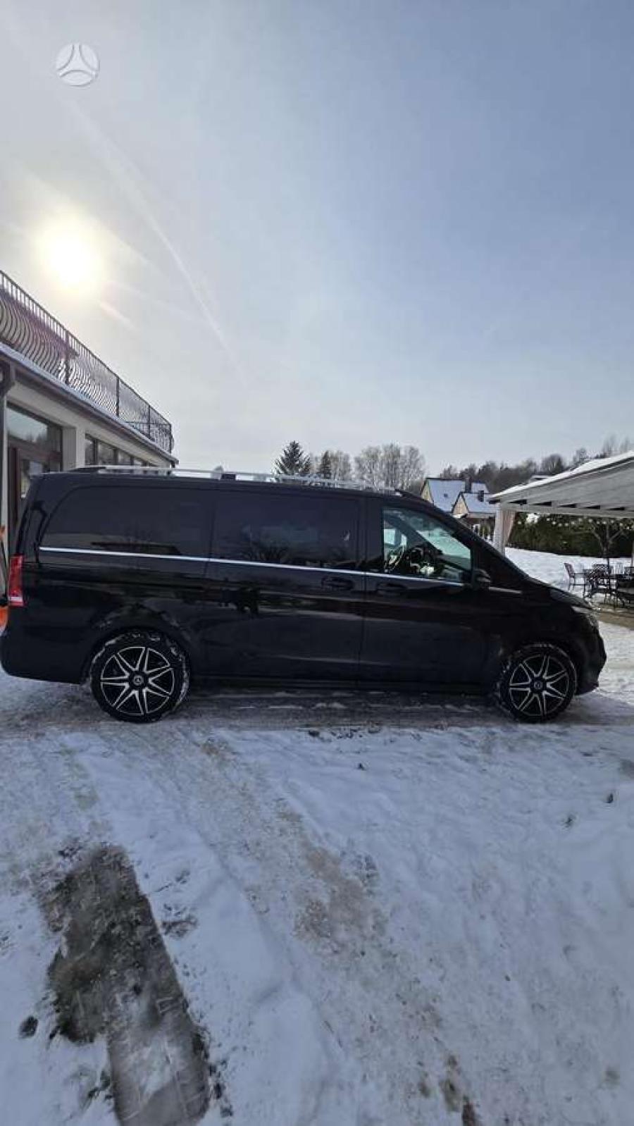 Melns Mercedes-Benz V 300 2020 Prienai, ar dzinēja tilpumu 1.95 L un nobraukumu 302 tūkst. km par 44000 €, foto 4 vietnē AUTOMOTO.COM.LV