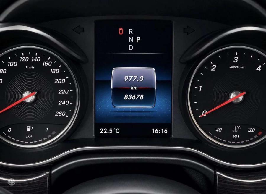 Черный Мерседес В 300 2020 в Клайпеда, объемом двигателя 1.95 л и пробегом 83 тыс. км за 49900 €, фото 13 на AUTOMOTO.COM.LV