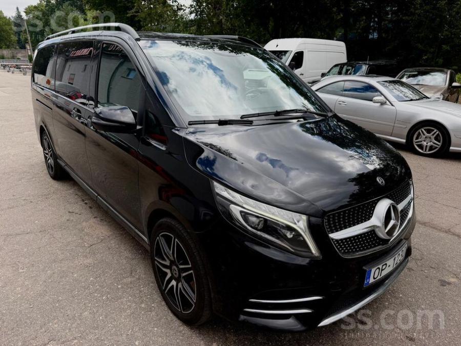 Black Mercedes-Benz V 300 2020 in Riga, with an engine capacity of 2.00 L and mileage of 145 thousand km for 48000 €, photo 3 on AUTOMOTO.COM.LV