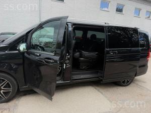 Black Mercedes-Benz V 300 2020 in Riga, with an engine capacity of 2.00 L and mileage of 145 thousand km for 48000 €, photo 6 on AUTOMOTO.COM.LV