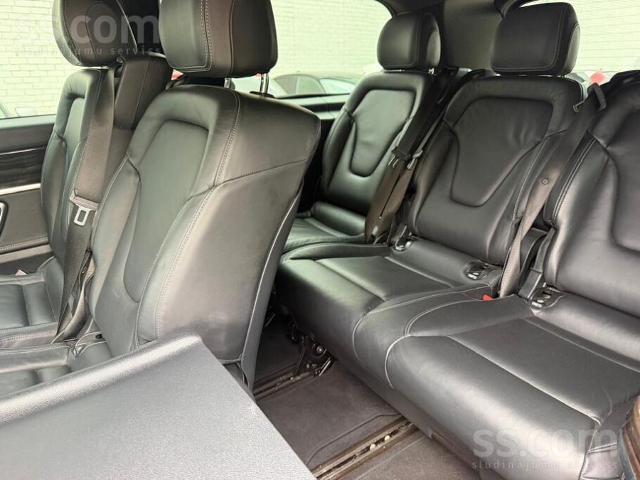 Black Mercedes-Benz V 300 2020 in Riga, with an engine capacity of 2.00 L and mileage of 145 thousand km for 48000 €, photo 8 on AUTOMOTO.COM.LV