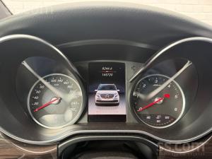 Black Mercedes-Benz V 300 2020 in Riga, with an engine capacity of 2.00 L and mileage of 145 thousand km for 48000 €, photo 13 on AUTOMOTO.COM.LV