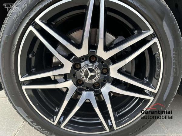 Black Mercedes-Benz V 300 2021 in Avizieniai, with an engine capacity of 2.00 L and mileage of 124 thousand km for 49950 €, photo 5 on AUTOMOTO.COM.LV