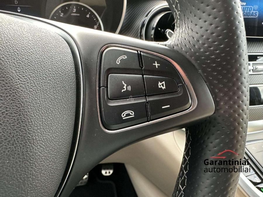 Black Mercedes-Benz V 300 2021 in Avizieniai, with an engine capacity of 2.00 L and mileage of 124 thousand km for 49950 €, photo 24 on AUTOMOTO.COM.LV