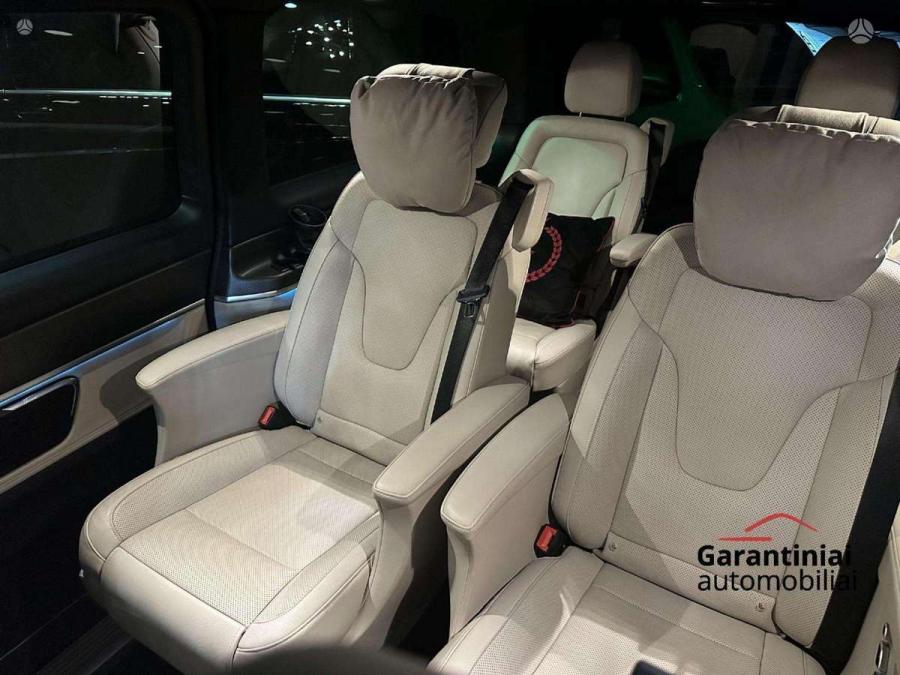 Melns Mercedes-Benz V 300 2021 Viļņa, ar dzinēja tilpumu 2.00 L un nobraukumu 124 tūkst. km par 49950 €, foto 13 vietnē AUTOMOTO.COM.LV