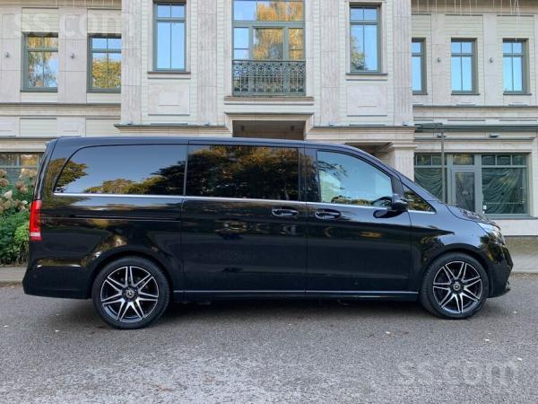 Melns Mercedes-Benz V 300 2021 Rīga, ar dzinēja tilpumu 2.00 L un nobraukumu 272 tūkst. km par 36900 €, foto 7 vietnē AUTOMOTO.COM.LV