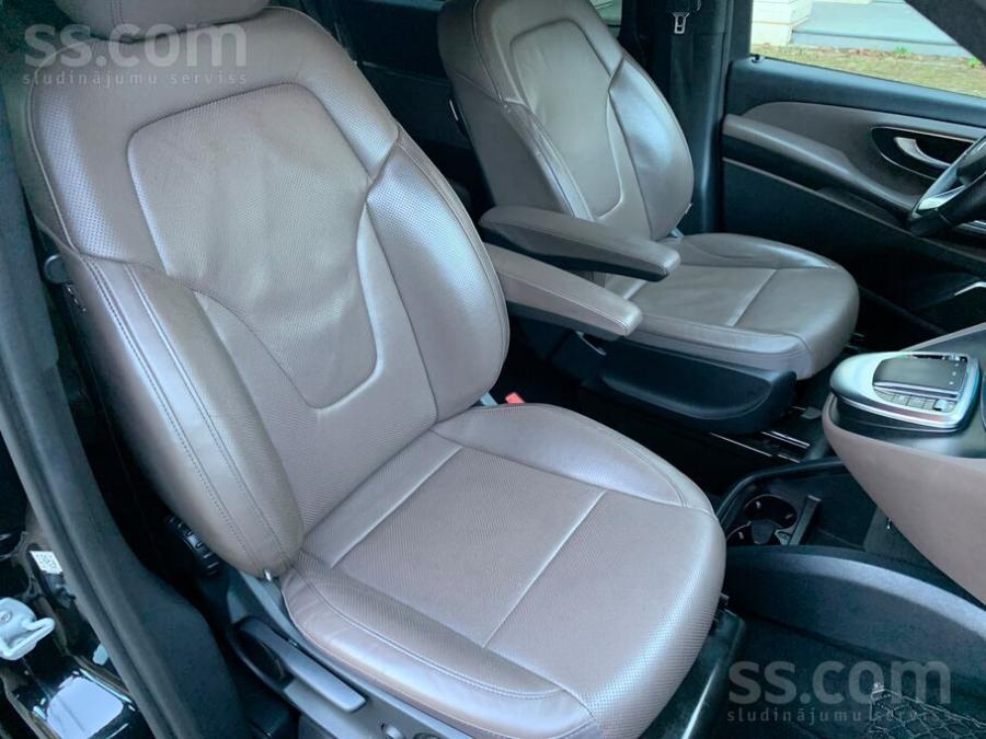 Melns Mercedes-Benz V 300 2021 Rīga, ar dzinēja tilpumu 2.00 L un nobraukumu 272 tūkst. km par 36900 €, foto 13 vietnē AUTOMOTO.COM.LV