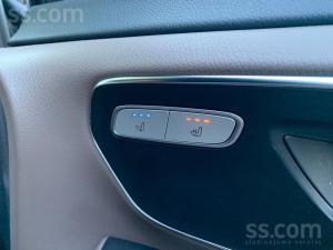 Melns Mercedes-Benz V 300 2021 Rīga, ar dzinēja tilpumu 2.00 L un nobraukumu 272 tūkst. km par 36900 €, foto 15 vietnē AUTOMOTO.COM.LV
