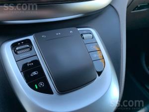 Melns Mercedes-Benz V 300 2021 Rīga, ar dzinēja tilpumu 2.00 L un nobraukumu 272 tūkst. km par 36900 €, foto 21 vietnē AUTOMOTO.COM.LV
