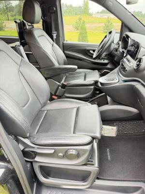 Melns Mercedes-Benz V 300 2022 Viļņa, ar dzinēja tilpumu 1.95 L un nobraukumu 142 tūkst. km par 53900 €, foto 9 vietnē AUTOMOTO.COM.LV