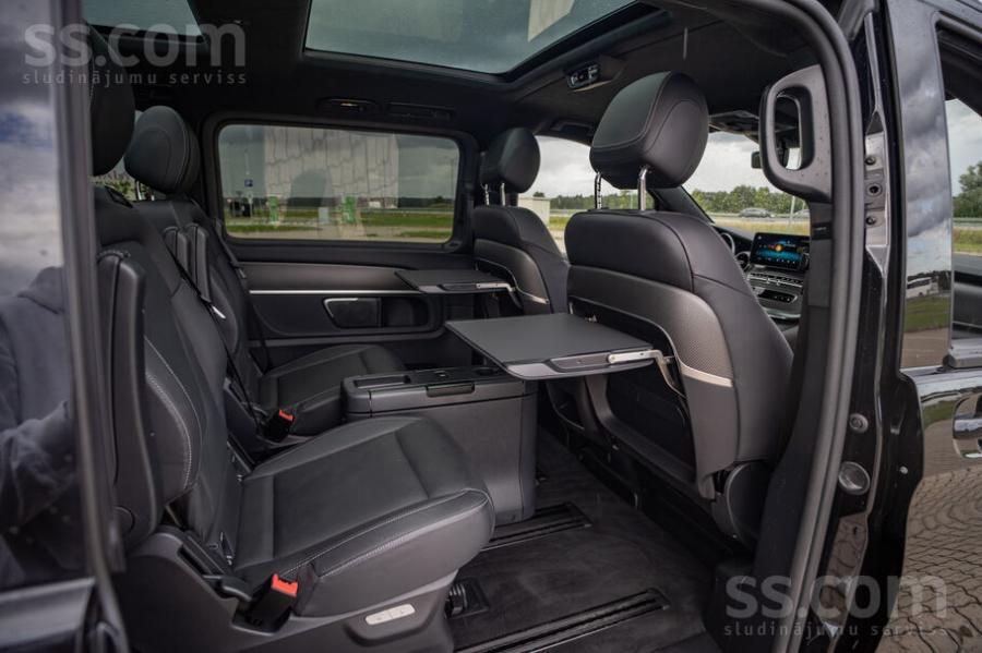 Melns Mercedes-Benz V 300 2023 Rīga, ar dzinēja tilpumu 1.90 L un nobraukumu 54 tūkst. km par 66000 €, foto 8 vietnē AUTOMOTO.COM.LV