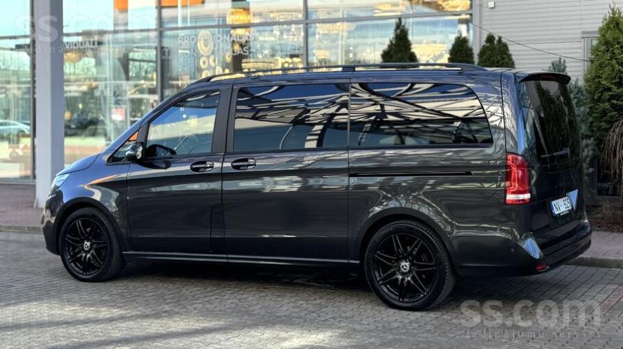 Melns Mercedes-Benz V 300 2023 Rīga, ar dzinēja tilpumu 2.00 L un nobraukumu 71 tūkst. km par 57200 €, foto 3 vietnē AUTOMOTO.COM.LV