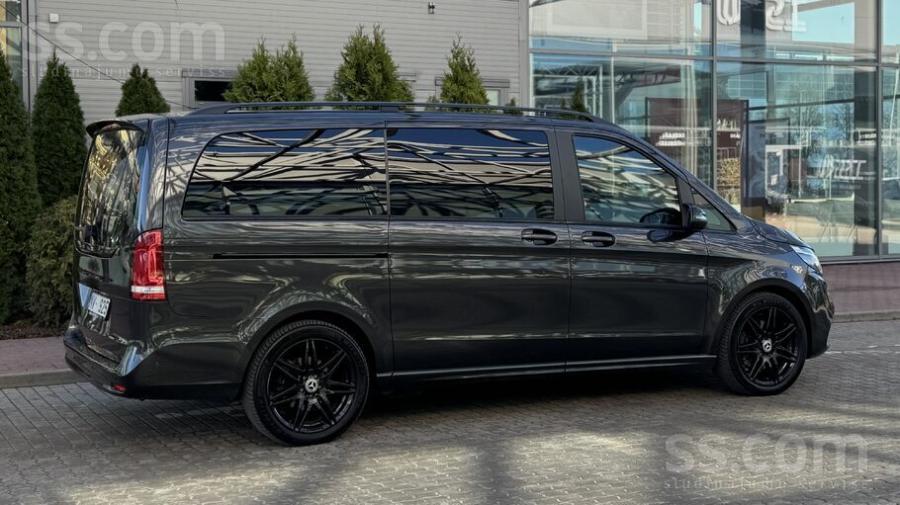 Melns Mercedes-Benz V 300 2023 Rīga, ar dzinēja tilpumu 2.00 L un nobraukumu 71 tūkst. km par 57200 €, foto 5 vietnē AUTOMOTO.COM.LV