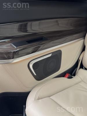 Melns Mercedes-Benz V 300 2023 Rīga, ar dzinēja tilpumu 2.00 L un nobraukumu 71 tūkst. km par 57200 €, foto 13 vietnē AUTOMOTO.COM.LV