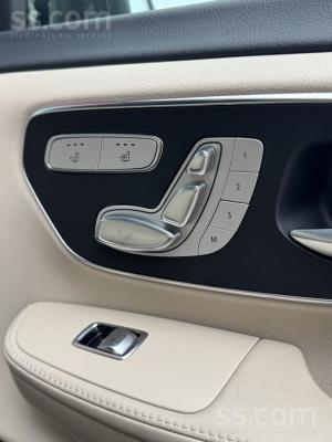Melns Mercedes-Benz V 300 2023 Rīga, ar dzinēja tilpumu 2.00 L un nobraukumu 71 tūkst. km par 57200 €, foto 16 vietnē AUTOMOTO.COM.LV