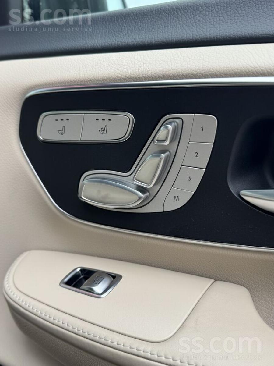 Melns Mercedes-Benz V 300 2023 Rīga, ar dzinēja tilpumu 2.00 L un nobraukumu 71 tūkst. km par 57200 €, foto 16 vietnē AUTOMOTO.COM.LV