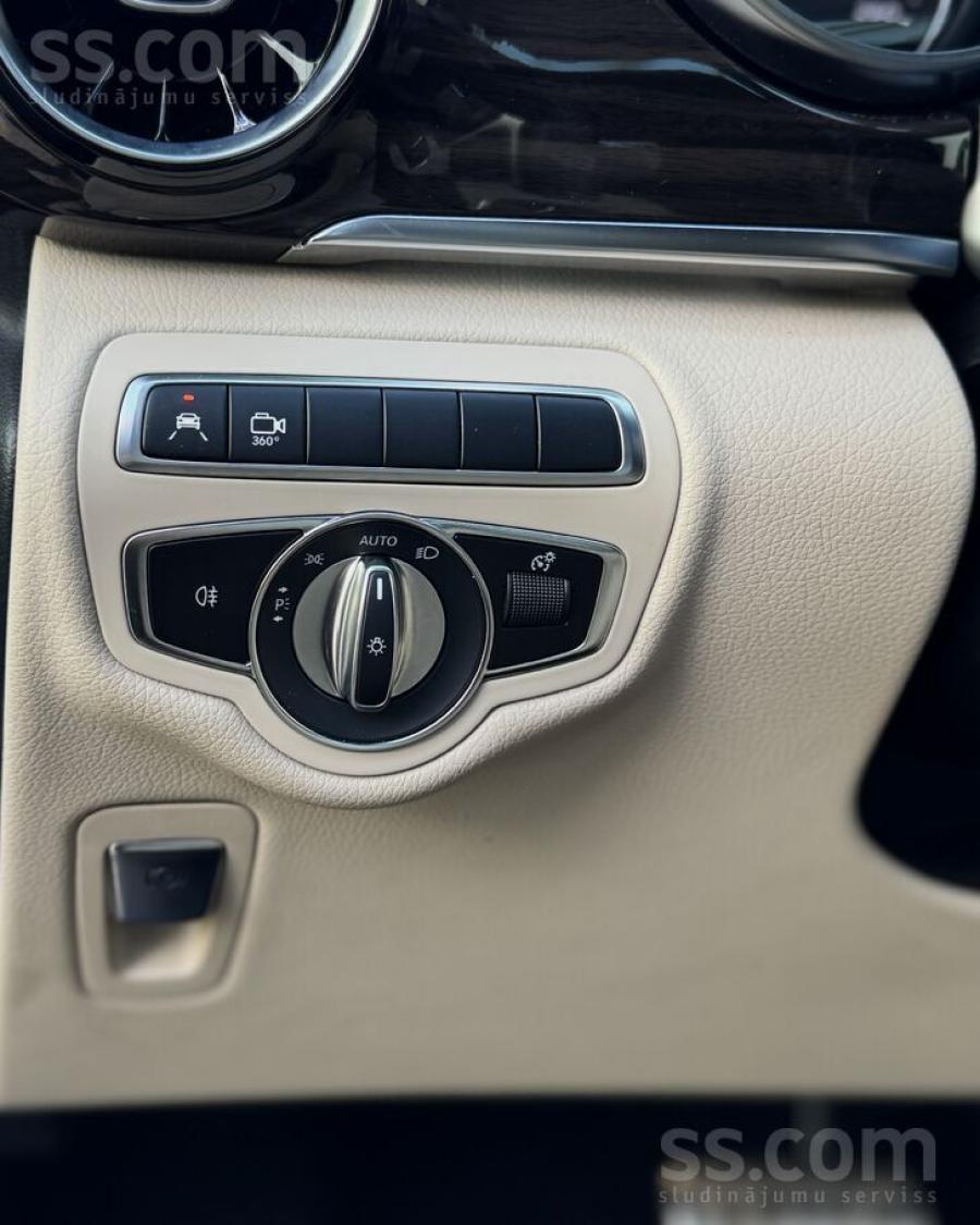 Melns Mercedes-Benz V 300 2023 Rīga, ar dzinēja tilpumu 2.00 L un nobraukumu 71 tūkst. km par 57200 €, foto 25 vietnē AUTOMOTO.COM.LV
