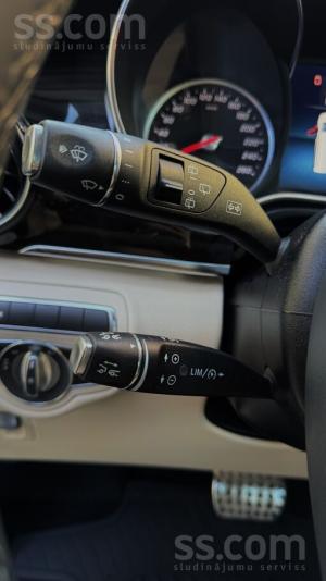 Melns Mercedes-Benz V 300 2023 Rīga, ar dzinēja tilpumu 2.00 L un nobraukumu 71 tūkst. km par 57200 €, foto 26 vietnē AUTOMOTO.COM.LV