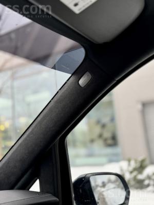Melns Mercedes-Benz V 300 2023 Rīga, ar dzinēja tilpumu 2.00 L un nobraukumu 71 tūkst. km par 57200 €, foto 32 vietnē AUTOMOTO.COM.LV