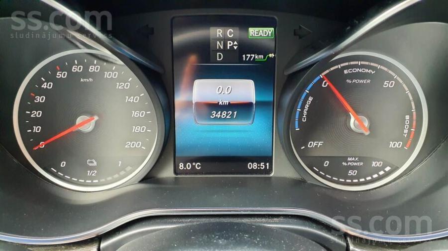 Черный Мерседес В 300 2023 в Рига, объемом двигателя 2.00 л и пробегом 35 тыс. км за 49990 €, фото 12 на AUTOMOTO.COM.LV