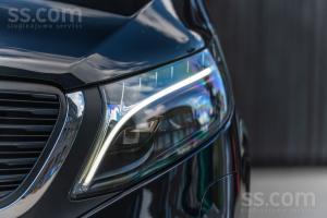 Black Mercedes-Benz V 300 2023 in Riga, with an engine capacity of 2.00 L and mileage of 35 thousand km for 48900 €, photo 12 on AUTOMOTO.COM.LV