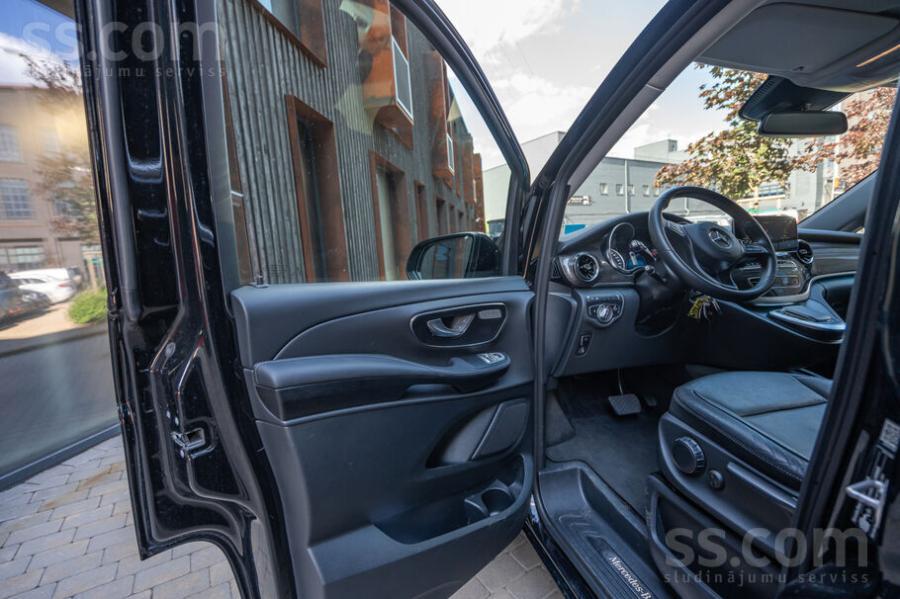 Black Mercedes-Benz V 300 2023 in Riga, with an engine capacity of 2.00 L and mileage of 35 thousand km for 48900 €, photo 16 on AUTOMOTO.COM.LV