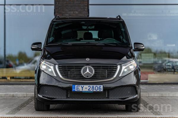 Melns Mercedes-Benz V 300 2024 Rīga, ar dzinēja tilpumu 0.00 L un nobraukumu 3 tūkst. km par 56900 €, foto 1 vietnē AUTOMOTO.COM.LV