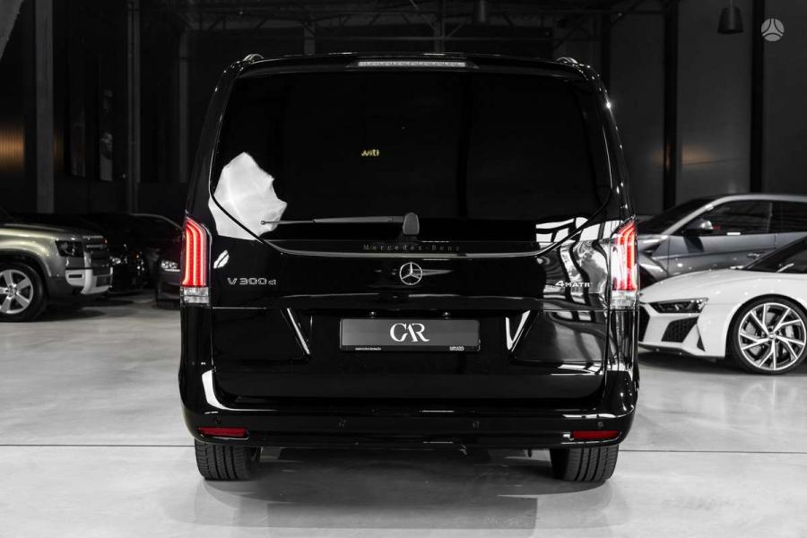 Melns Mercedes-Benz V 300 2024 Rīga, ar dzinēja tilpumu 2.00 L un nobraukumu 12 tūkst. km par 103455 €, foto 6 vietnē AUTOMOTO.COM.LV