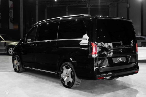 Melns Mercedes-Benz V 300 2024 Rīga, ar dzinēja tilpumu 2.00 L un nobraukumu 12 tūkst. km par 103455 €, foto 7 vietnē AUTOMOTO.COM.LV