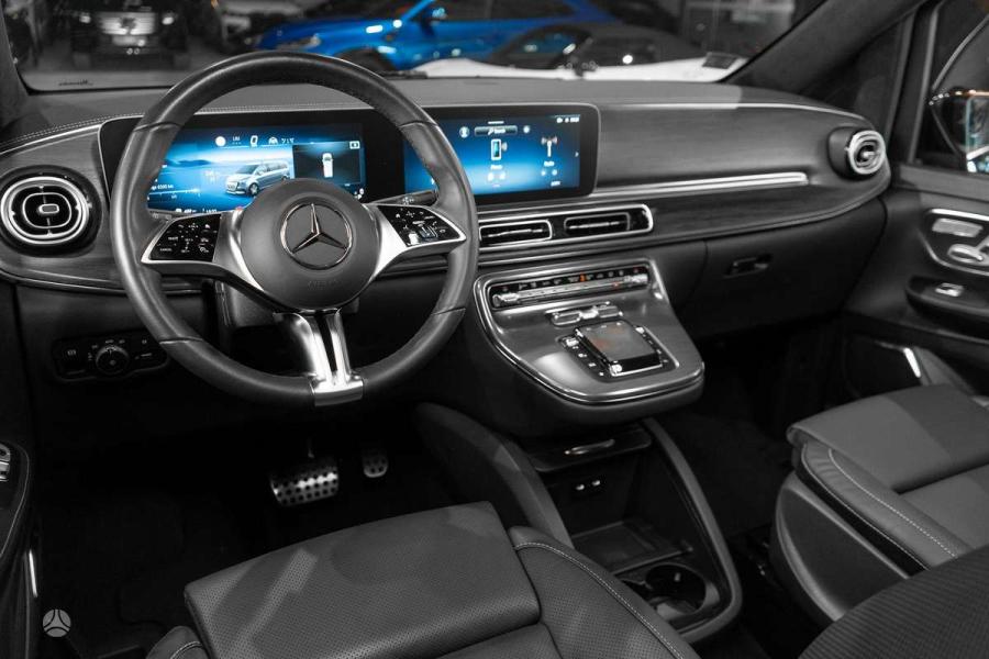 Melns Mercedes-Benz V 300 2024 Rīga, ar dzinēja tilpumu 2.00 L un nobraukumu 12 tūkst. km par 103455 €, foto 10 vietnē AUTOMOTO.COM.LV