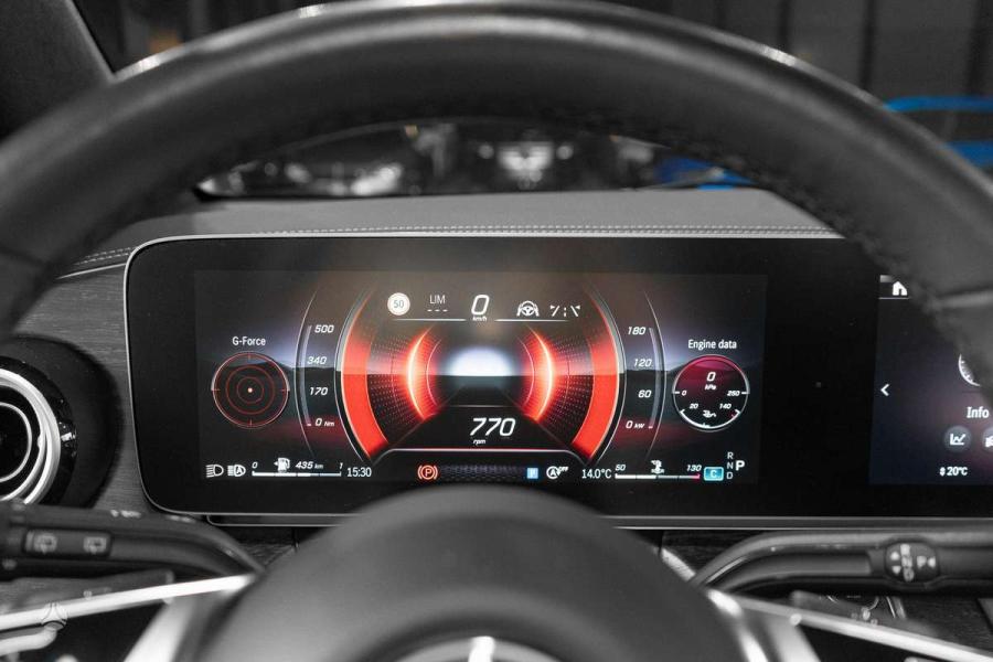 Melns Mercedes-Benz V 300 2024 Rīga, ar dzinēja tilpumu 2.00 L un nobraukumu 12 tūkst. km par 103455 €, foto 25 vietnē AUTOMOTO.COM.LV