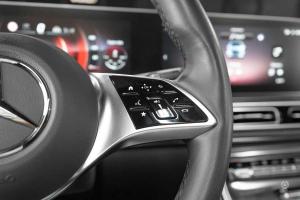 Melns Mercedes-Benz V 300 2024 Rīga, ar dzinēja tilpumu 2.00 L un nobraukumu 12 tūkst. km par 103455 €, foto 28 vietnē AUTOMOTO.COM.LV