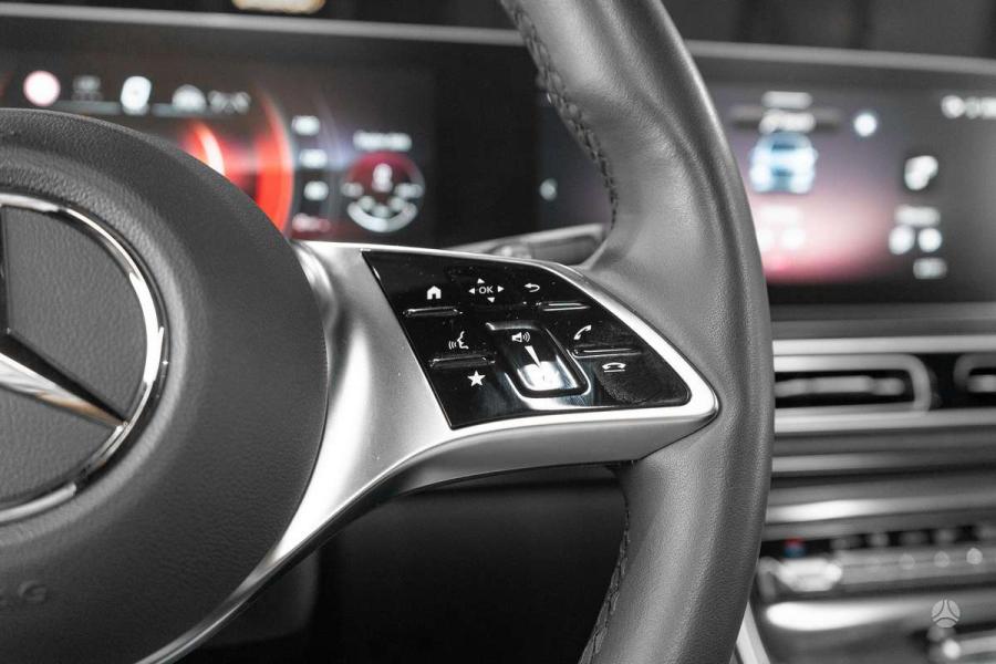 Melns Mercedes-Benz V 300 2024 Rīga, ar dzinēja tilpumu 2.00 L un nobraukumu 12 tūkst. km par 103455 €, foto 28 vietnē AUTOMOTO.COM.LV