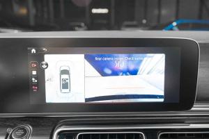 Melns Mercedes-Benz V 300 2024 Rīga, ar dzinēja tilpumu 2.00 L un nobraukumu 12 tūkst. km par 103455 €, foto 31 vietnē AUTOMOTO.COM.LV