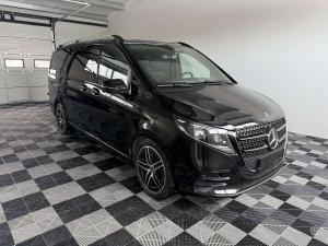Melns Mercedes-Benz V 300 2024 Šauļi, ar dzinēja tilpumu 0.00 L un nobraukumu 51 tūkst. km par 89540 €, foto 4 vietnē AUTOMOTO.COM.LV