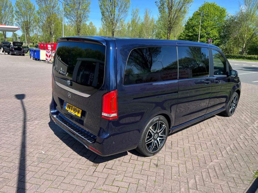 Blue Mercedes-Benz V 300 2019 in Panevezys, with an engine capacity of 2.00 L and mileage of 210 thousand km for 26000 €, photo 9 on AUTOMOTO.COM.LV