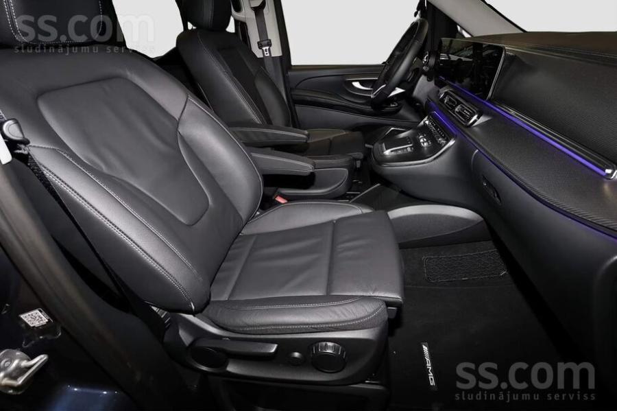 Blue Mercedes-Benz V 300 2024 in Riga, with an engine capacity of 2.00 L and mileage of 7 thousand km for 87950 €, photo 4 on AUTOMOTO.COM.LV